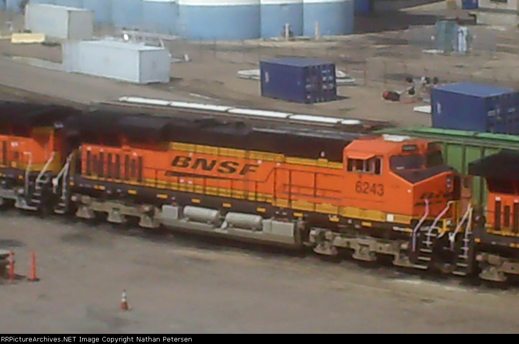 BNSF 6243